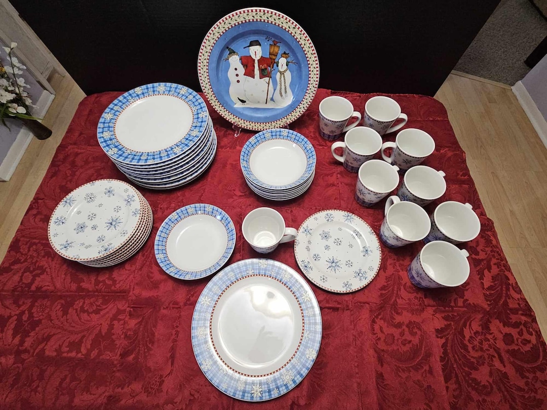 Debbie Mumm 2000 Sakura Snowflake Stoneware Dinnerware Set Beautiful ...