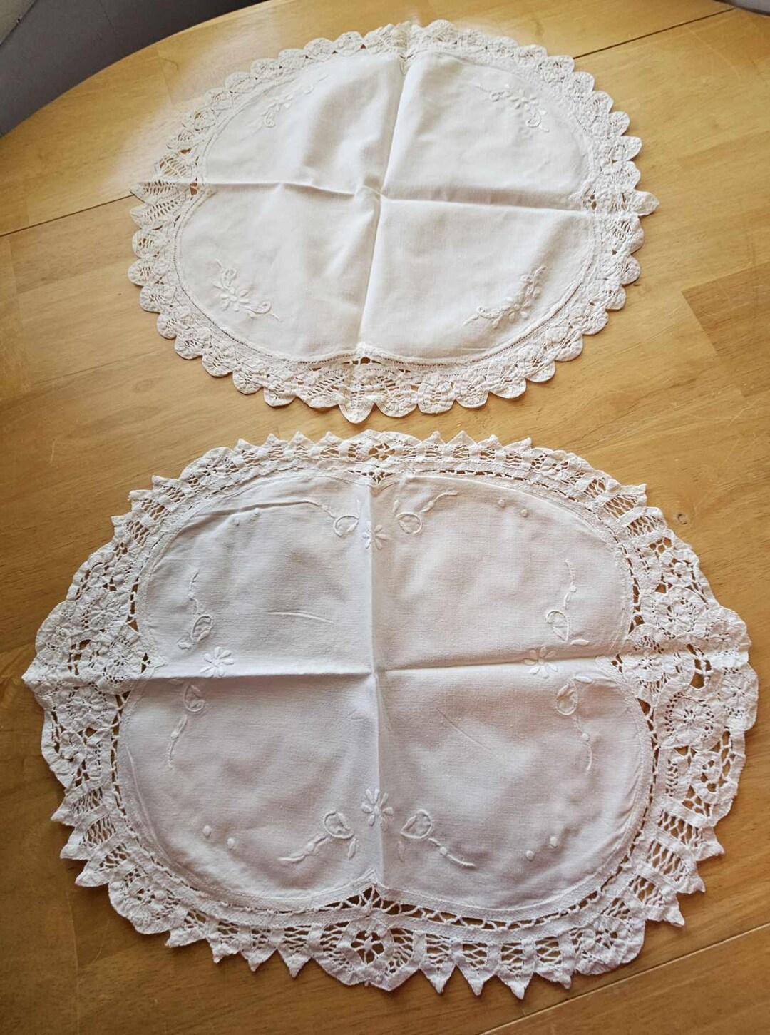 Doilies Set of 2 White Oval and Round - See Pictures for Dimensions and ...