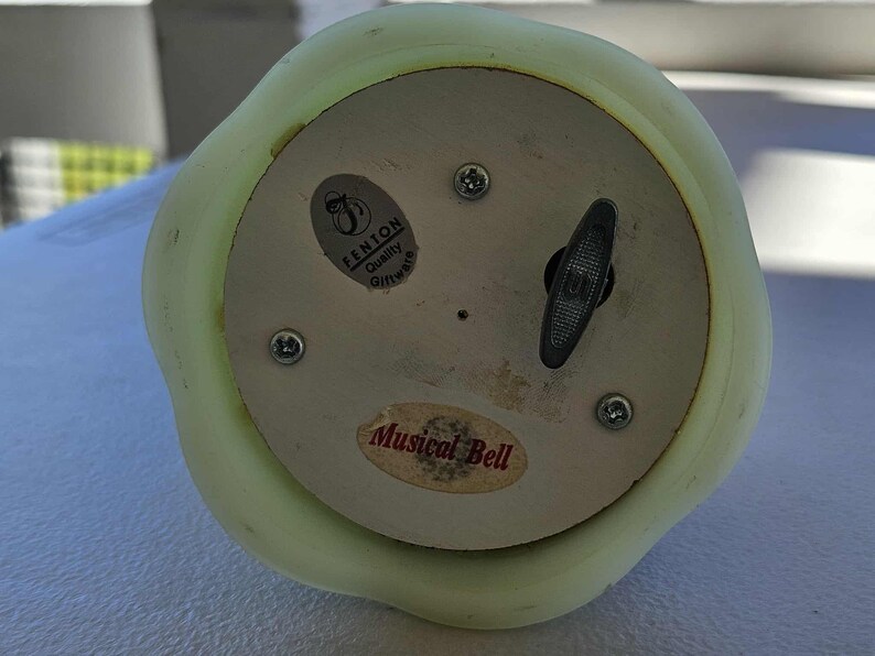 Fenton Uranium Custard Satin Musical (works) Bell Hand-painted With a ...