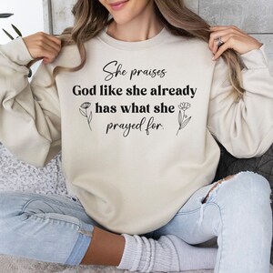 She Praises God SVG, Christian Woman Svg, God Svg, Faith Svg, Jesus Svg ...