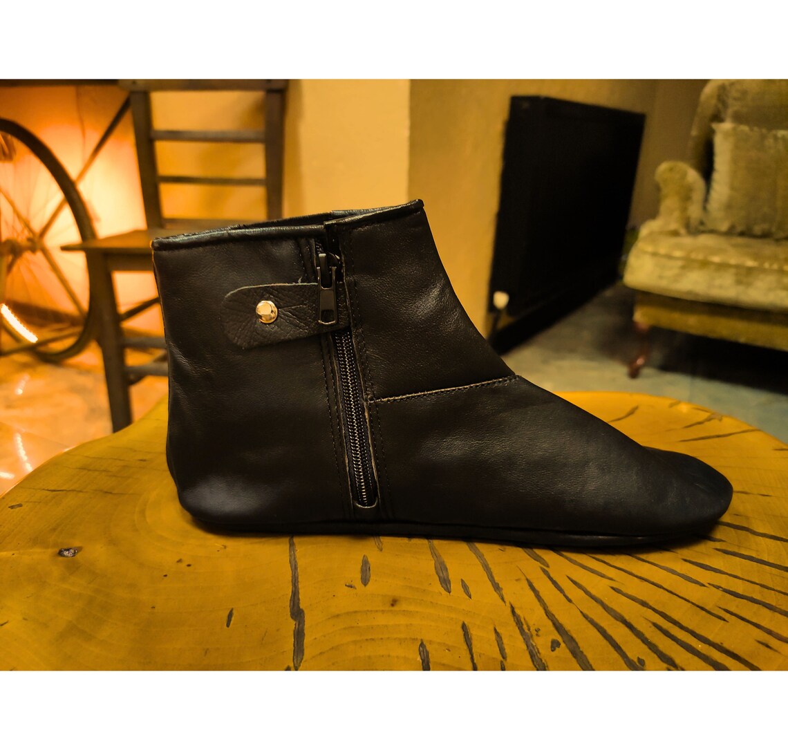 Handmade Leather Khuffain Socks: Islamic Prayer Footwear - Etsy