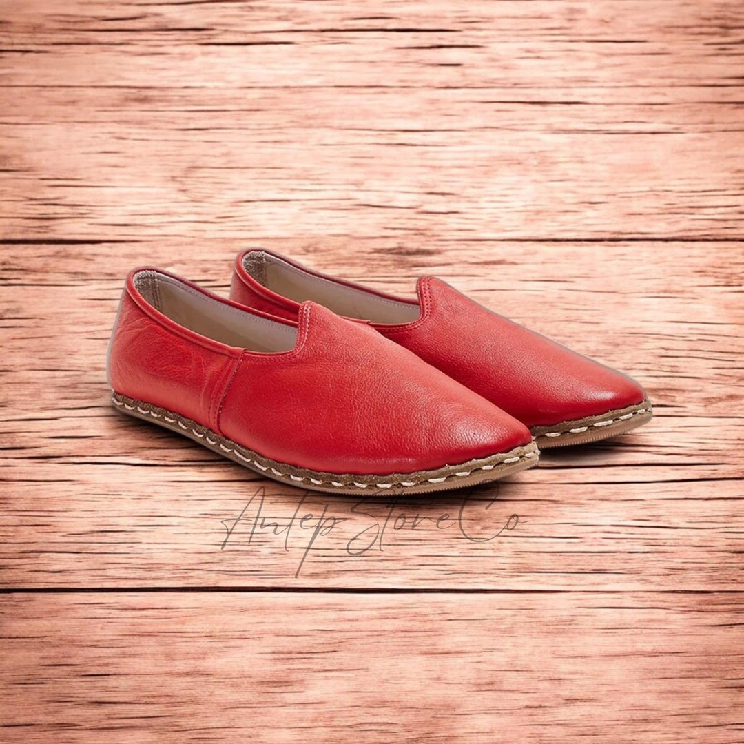Red Leather Yemeni Shoes: Handmade Turkish Loafers - Etsy