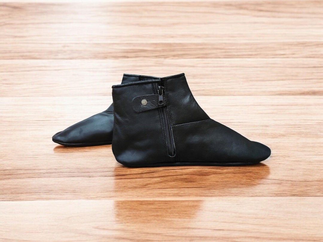 Leather Khuffain Socks: Islamic Winter Moccasins, Prayer Footwear - Etsy