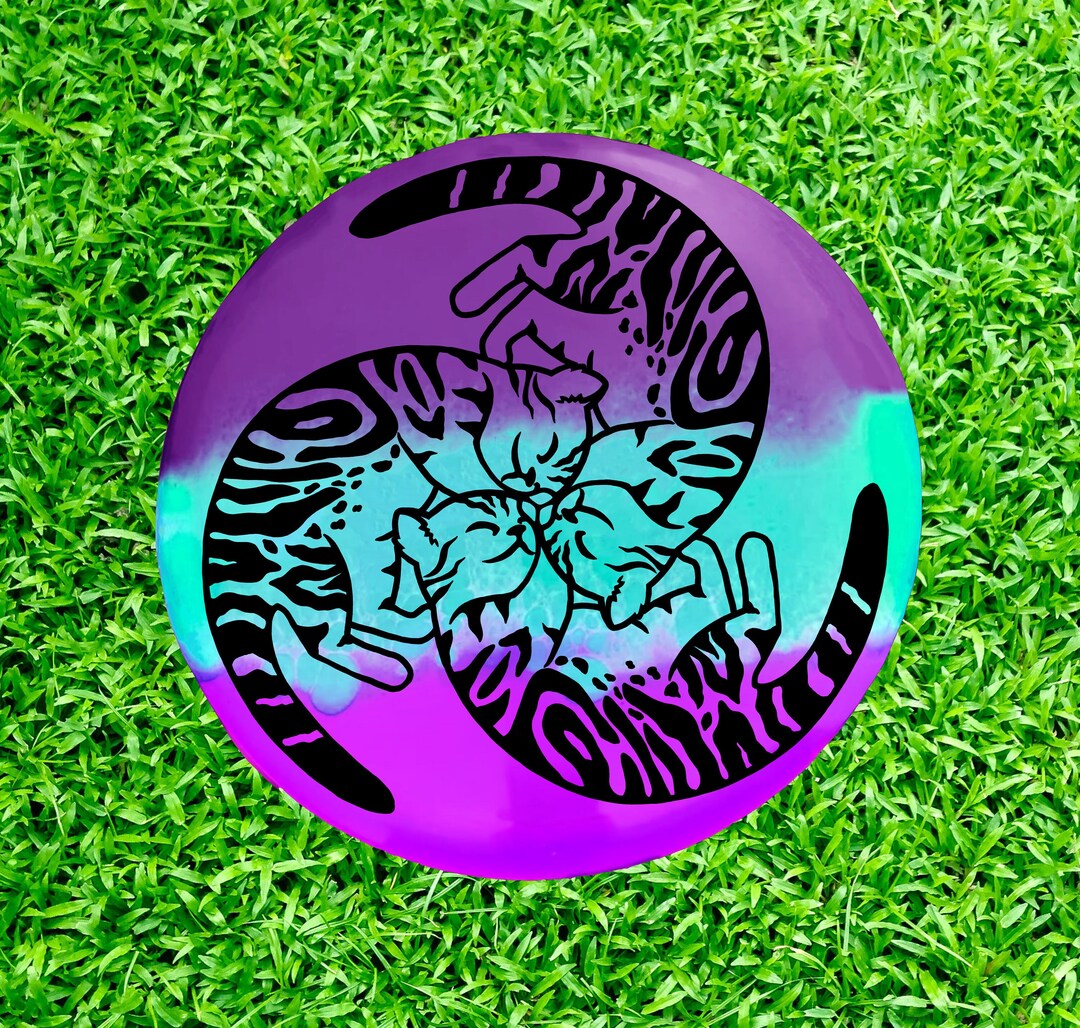 Purricane Kitty Cat Spiral Disc Golf Vinyl Decal Stencil for Frisbee ...
