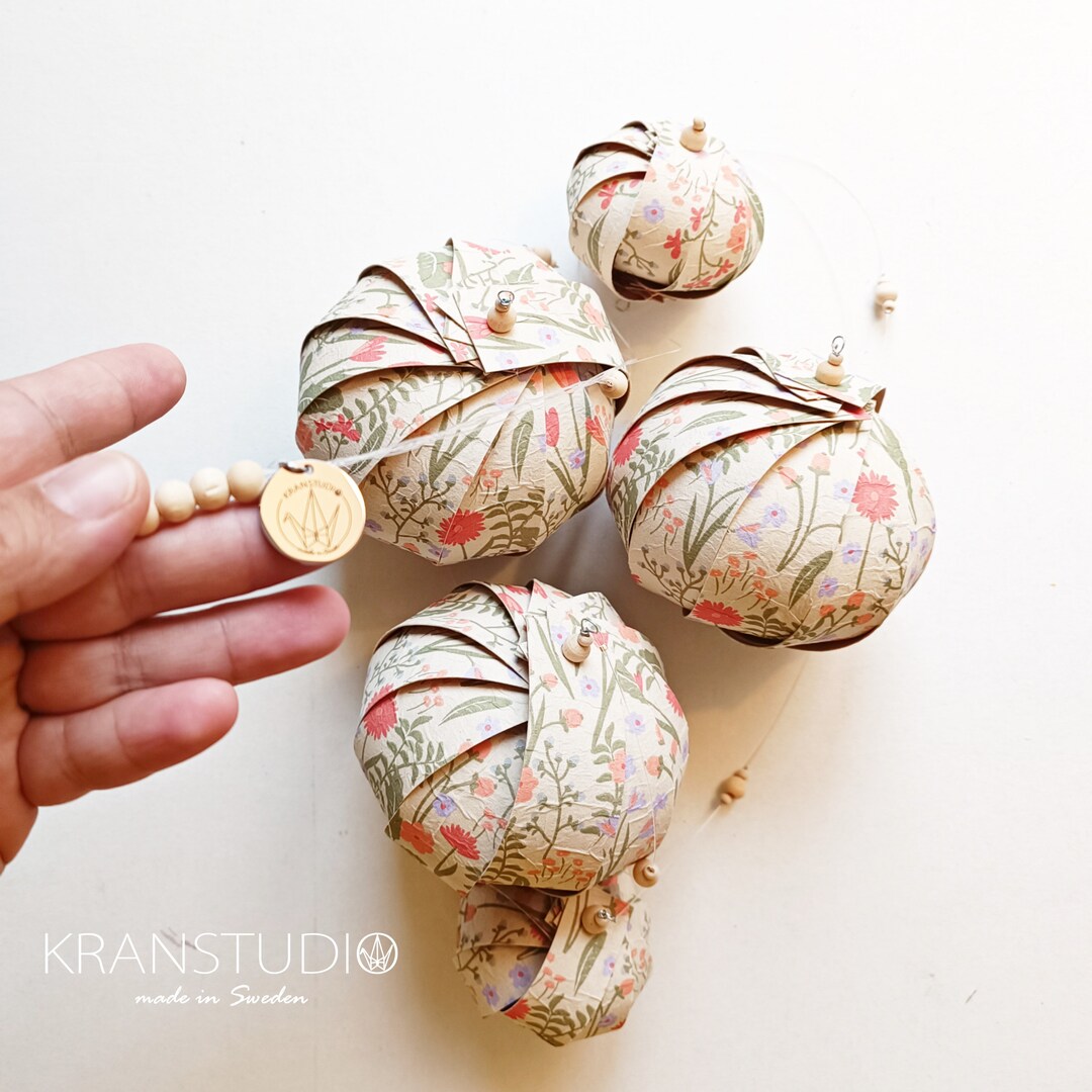 Decorative Origami Hanging, 5 Ellipses, Fine Floral Pattern, White ...