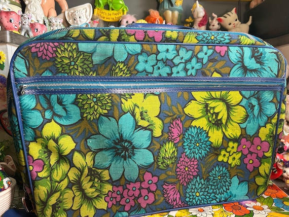 Vintage Blue Floral Retro Small Suitcase - Gem