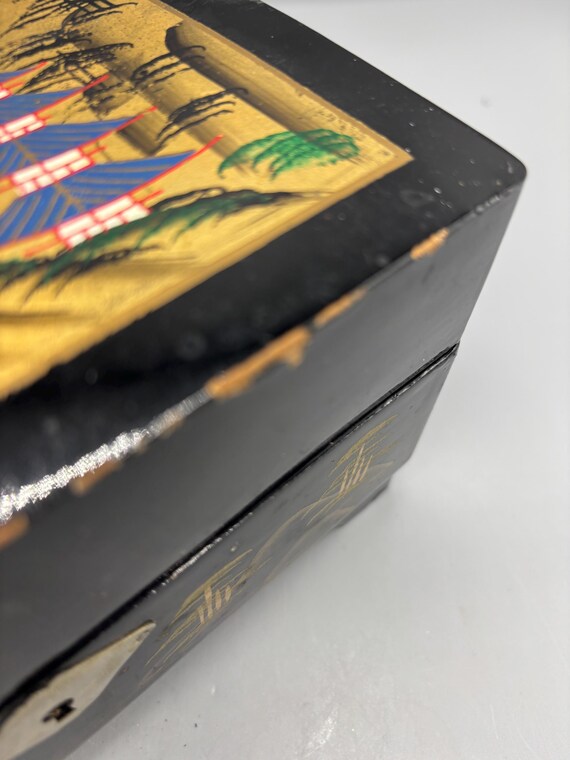Japanese Lacquered jewelry box Ballerina music box - Gem