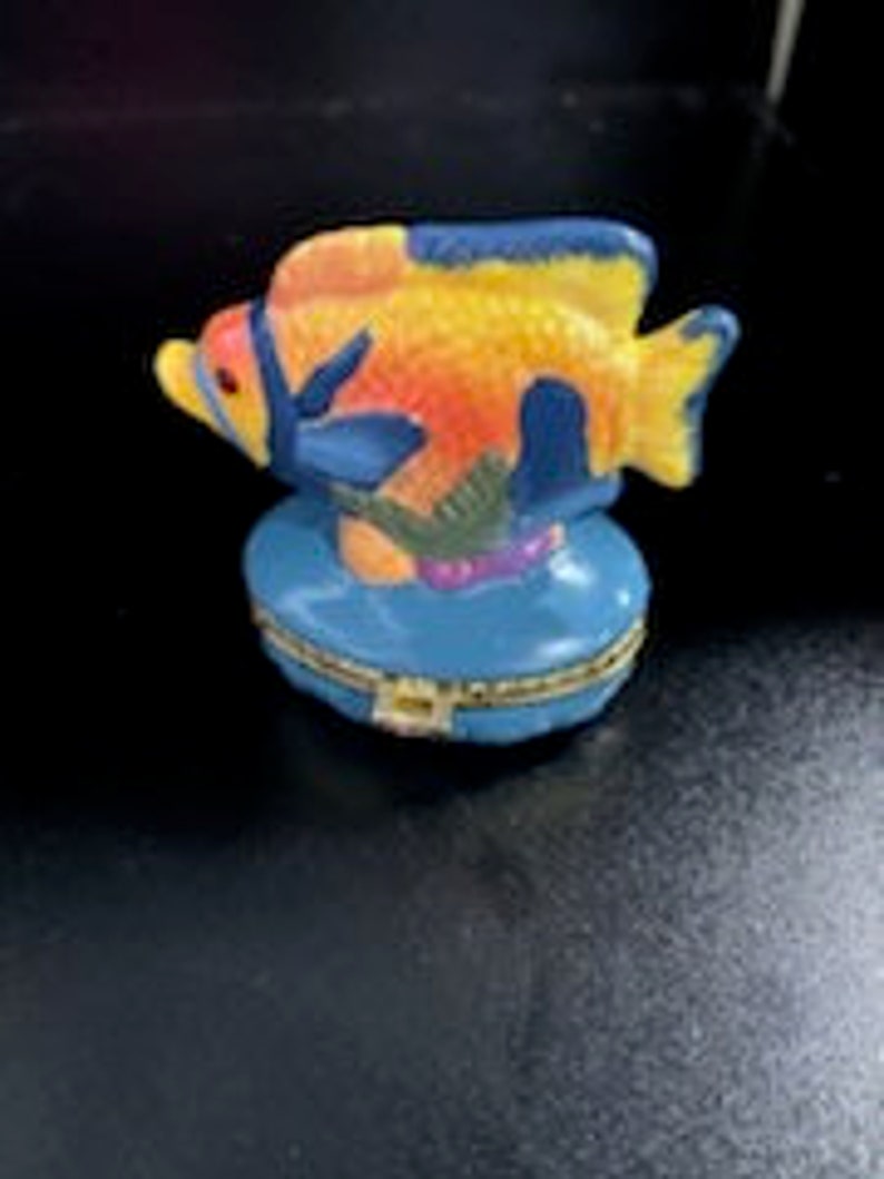 Vintage Porcelain Hinged Tropical Fish Trinket Box - Etsy