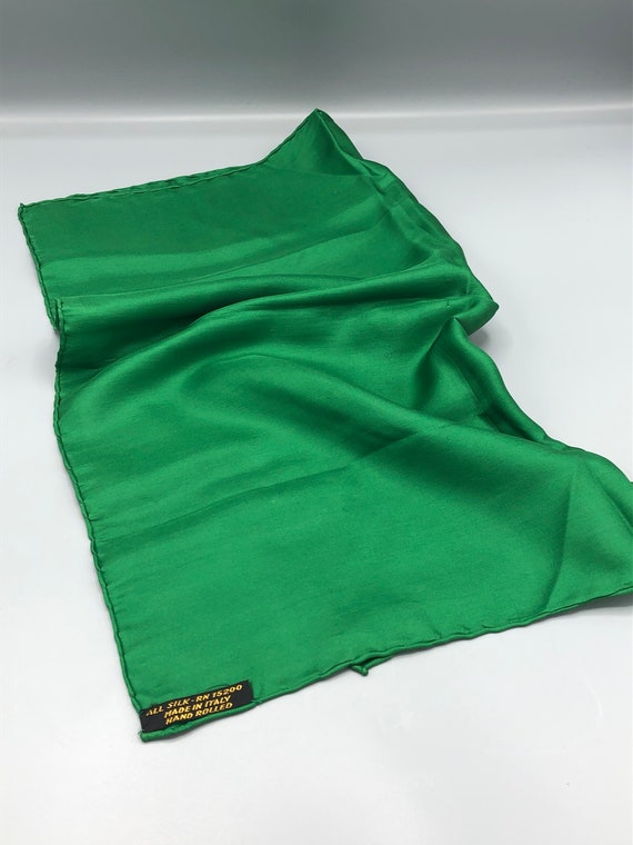 Green silk Italian scarf - Gem