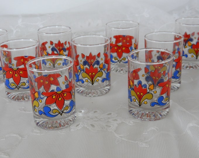 10 Bunte Farbenfrohe Schnapsgläser / Pinchen / Likörgläschen - Vintage ...