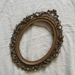 Antique Ornate Gold Frame | Vintage Oval Frame Decor | the Allium ...