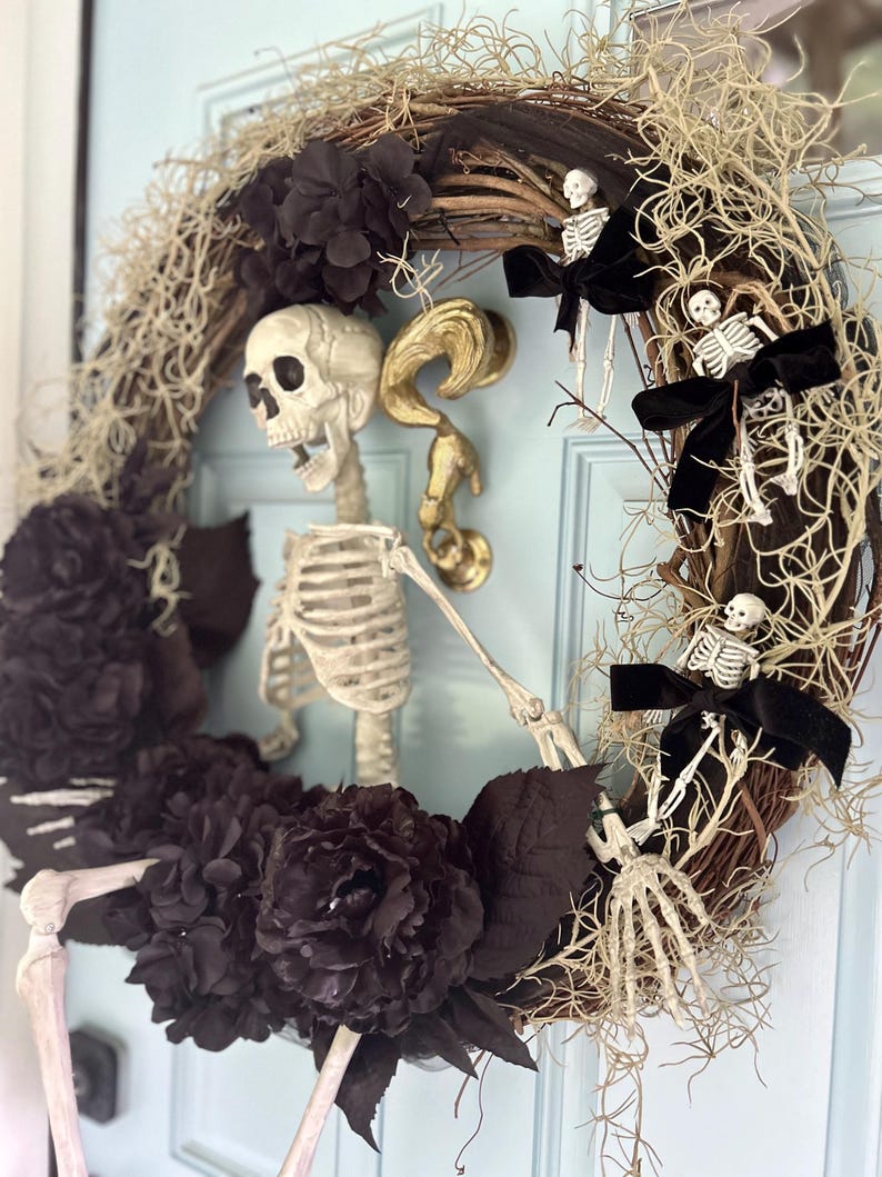 Halloween Skeleton Wreath Spooky Fall October Decor - Etsy
