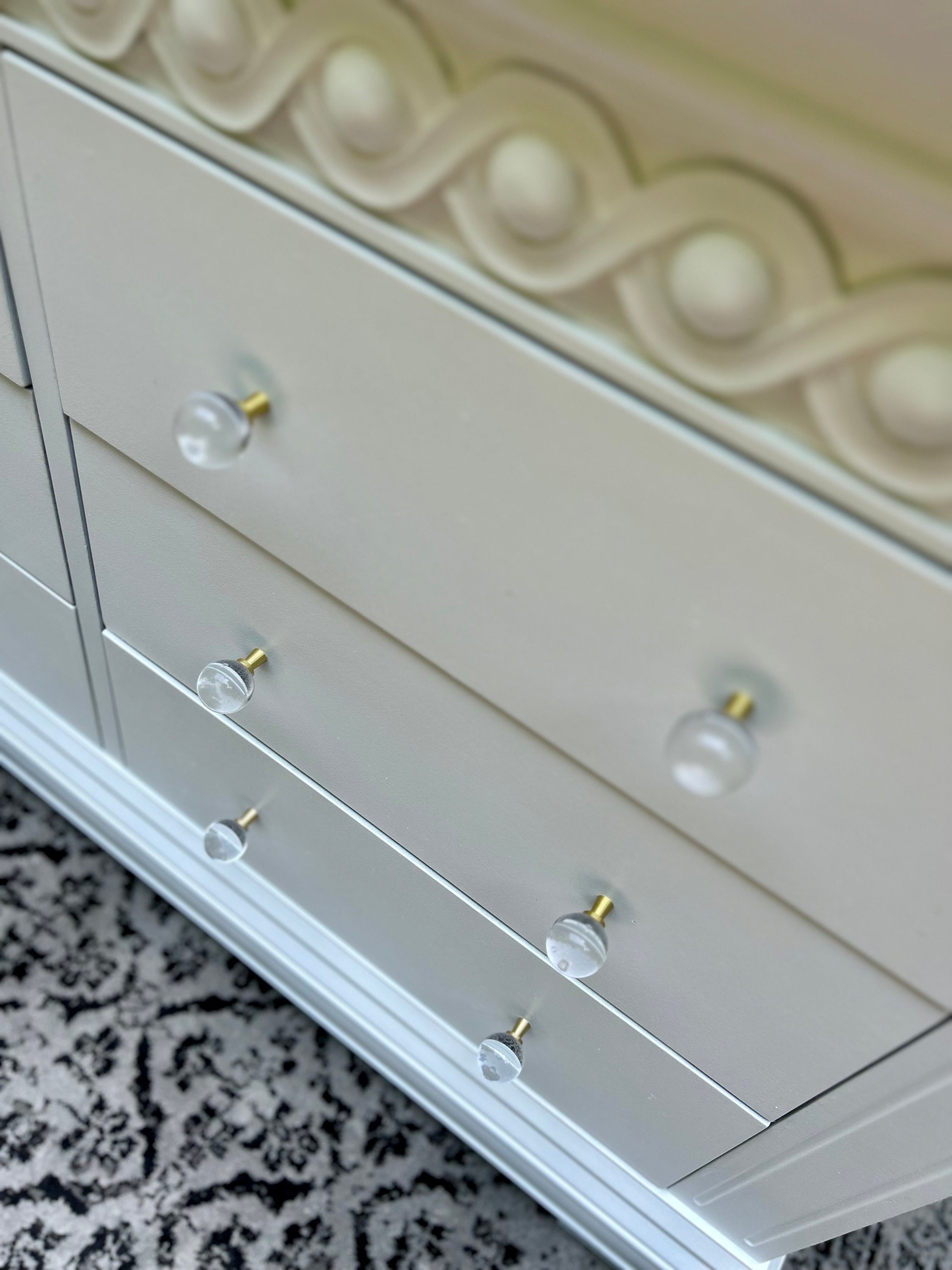 SOLD Trendy Modern White Lacquered 6-drawer Dresser Glossy White ...