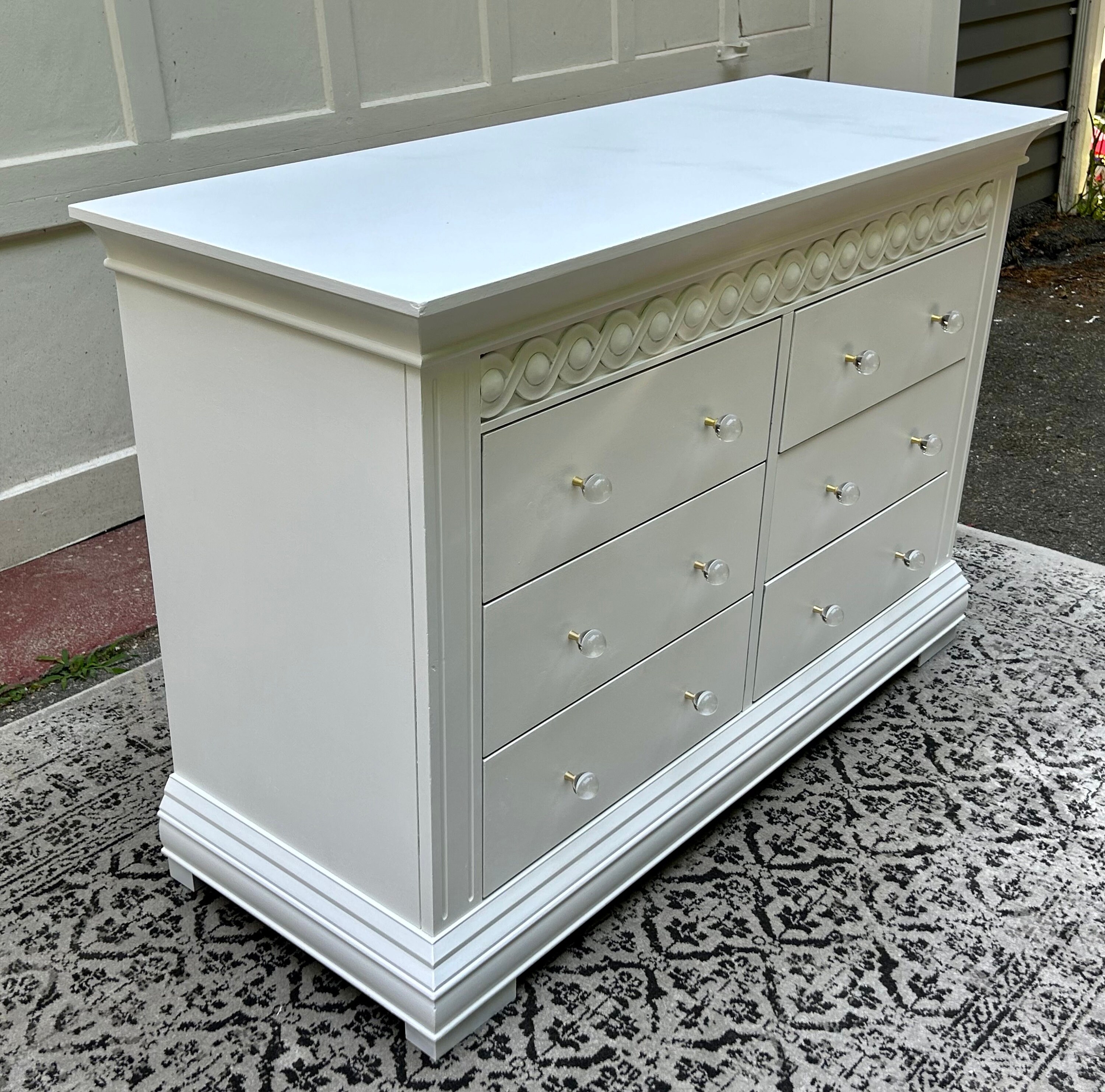SOLD Trendy Modern White Lacquered 6-drawer Dresser Glossy White ...