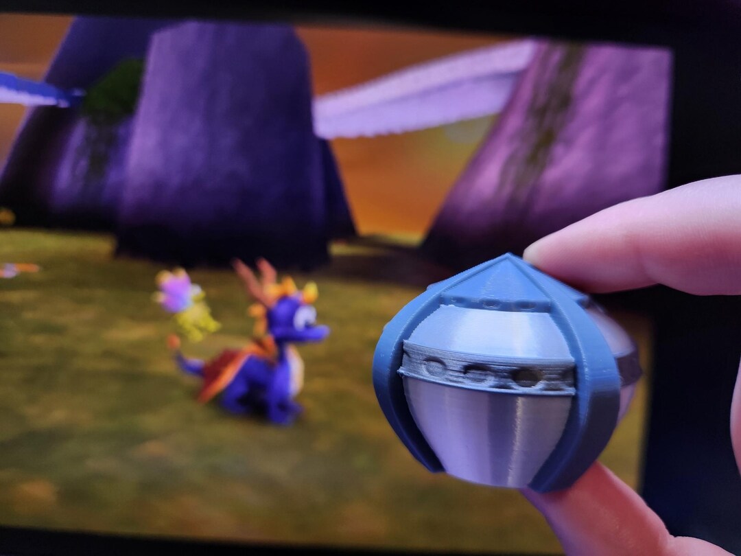 Spyro Strong Chest Mini - Etsy