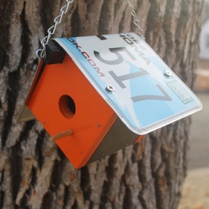 License Plate Birdhouse - Etsy