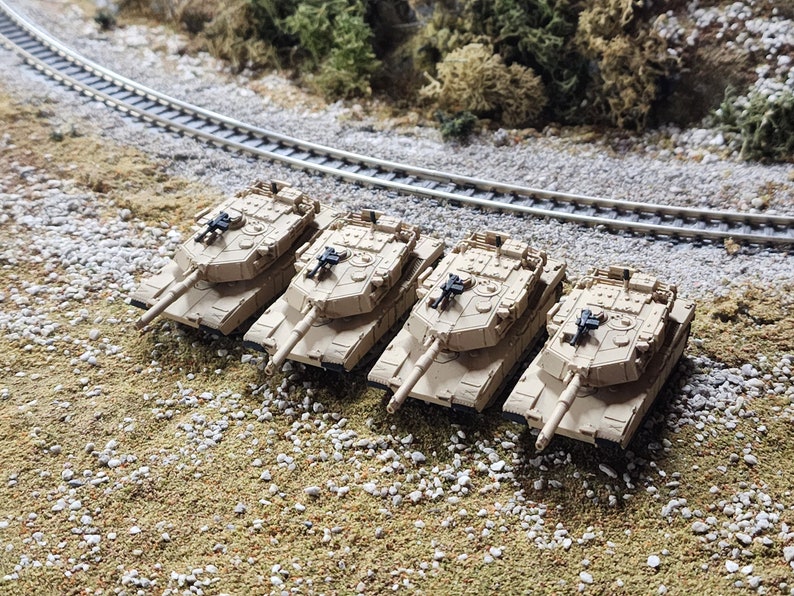 N Scale 1:160 Combat Platoon (4) M2 Bradley and (4) M1 Abrams - US Army ...