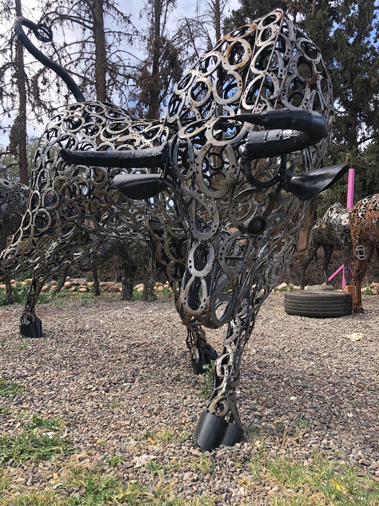 LAMBORGHINI Bull, Horseshoes Statue, Steel Animal Figurine, Wildlife ...