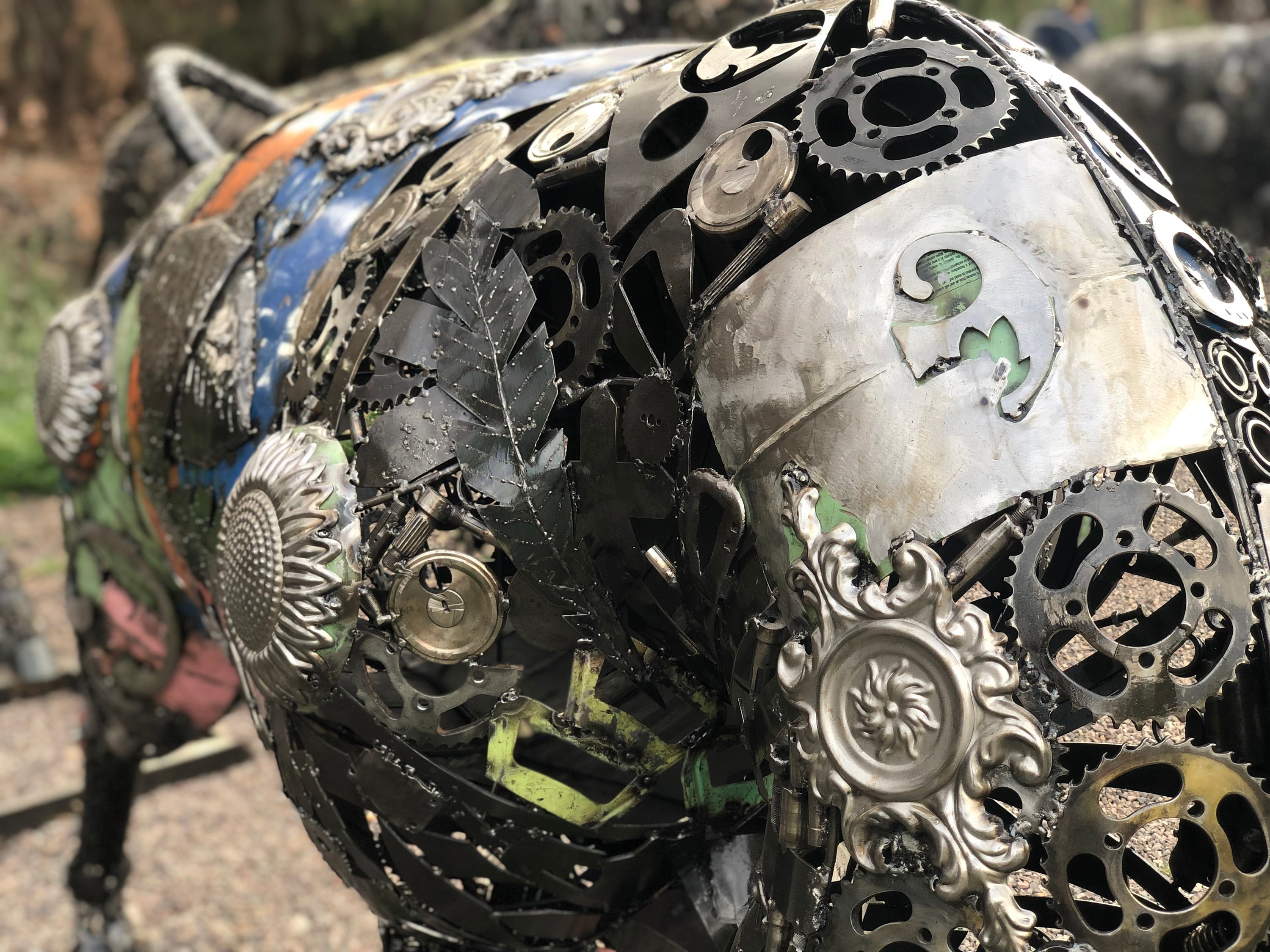 Metal Bull Statue steel Animal Figurine Wildlife Art .outdoor Art ...