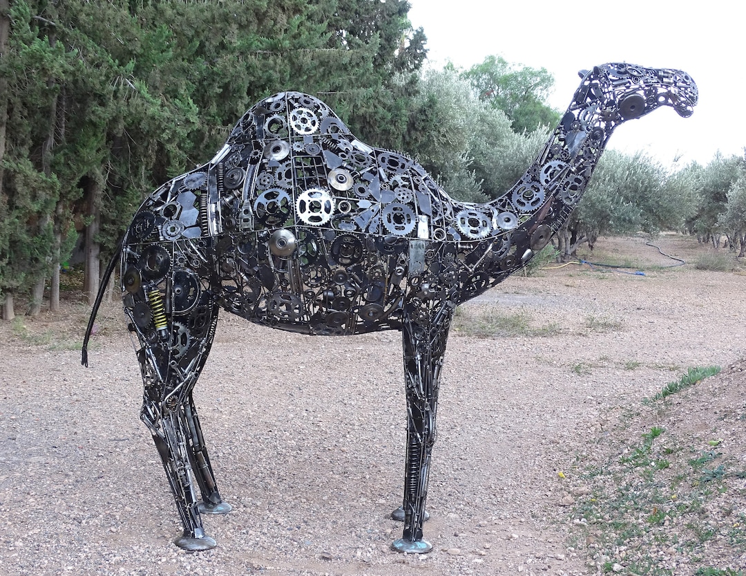Camel , Statue, Steel Animal Figurine, Wildlife Art .outdoor Art ...