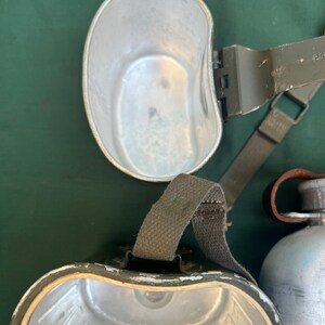 German Soldiers Food Bundeswehr“ Army Lunch Box Canteen Soldier 1968 - Etsy