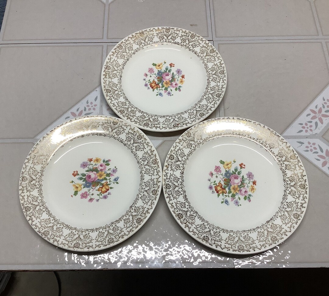 Royal China Inc - Royal Heirloom 22K Gold Rim Plates. Set of 3 All 6.5 ...