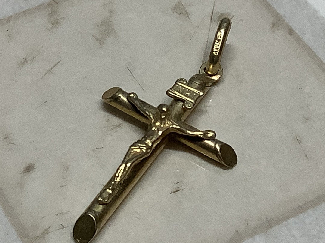 Unisex 10 Carat Gold Polished Tube Latin Crucifix Pendant Slanted ...
