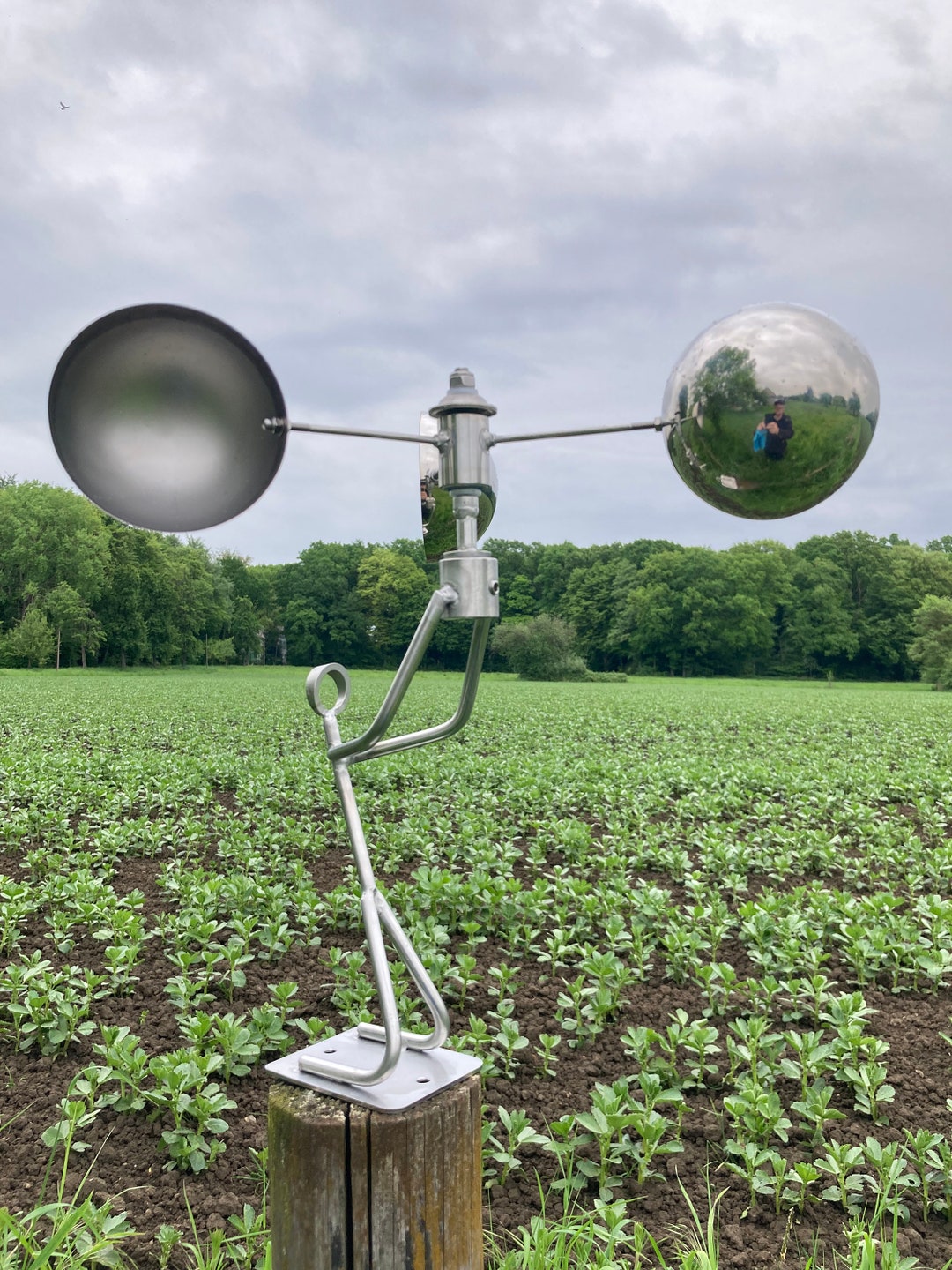 Wind Art Stainless Steel figure Kneeling Wind Turbine Windmill Spoon ...