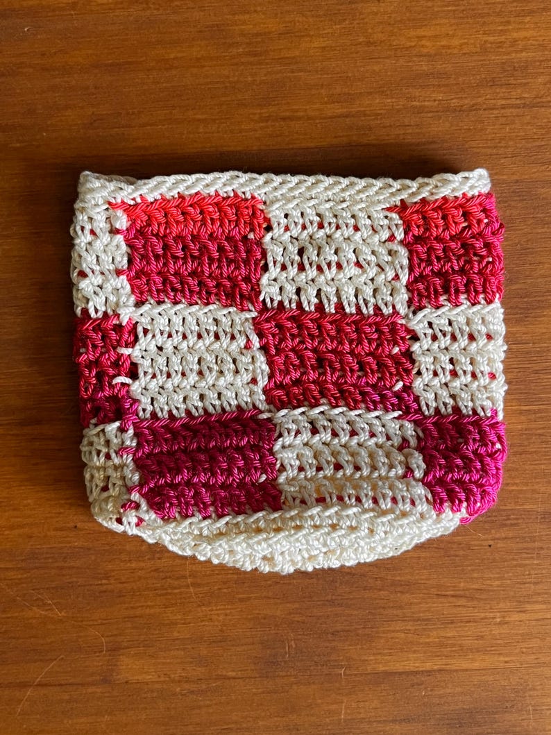 Checker Drink Coozie | Crochet Pattern (+ Visual Pattern!) - Etsy