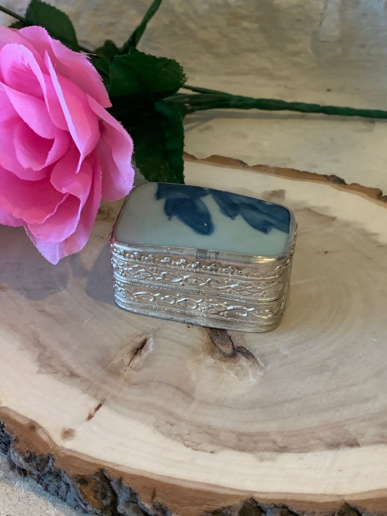 Vintage Chinese Porcelain Shard Box - Etsy