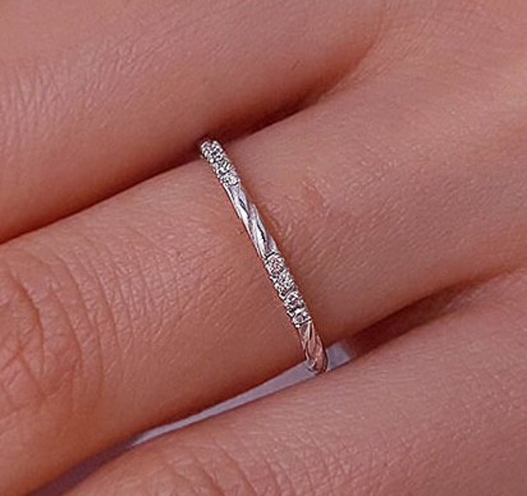 Total 0.48 CT Diamond Pulsar Half Circle Ring: Elegant Gold Band for ...