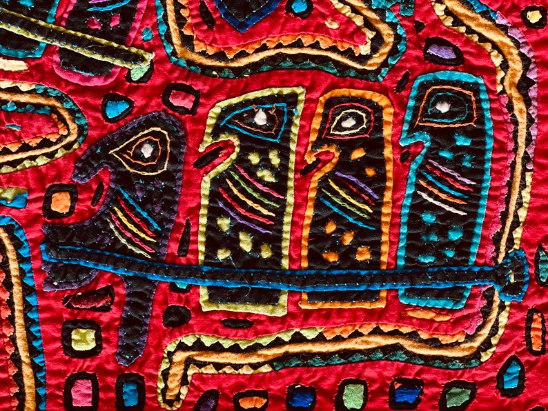 Beautiful MOLAS. Indian Textile Tapestry of the Kuna Women of Panama ...