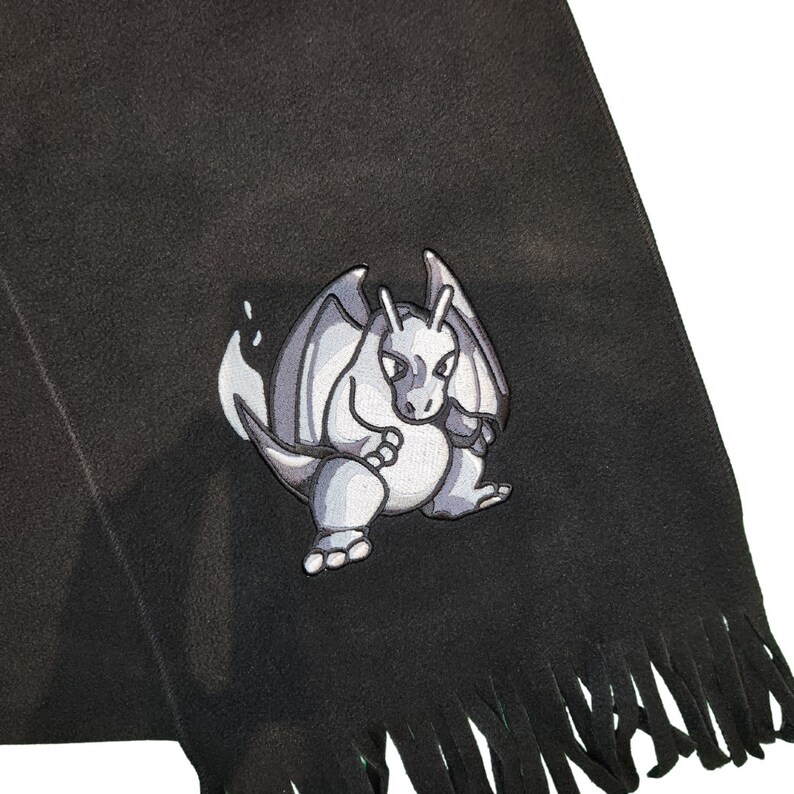 Pokemon Charizard Scarf / Sprite From Pokemon Gameboy Games Red & Blue ...