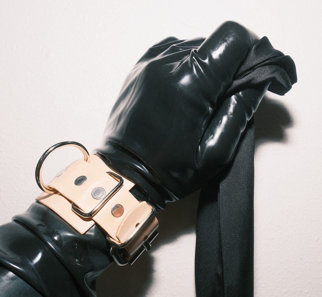 Leather Wrist Bondage Cuffs With D Rings / Natural Veg Tan / - Etsy