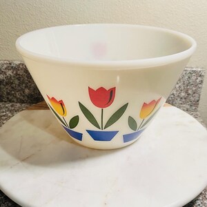 Vintage Fire King Tulip Pattern Splash Proof Single Largest Nested ...