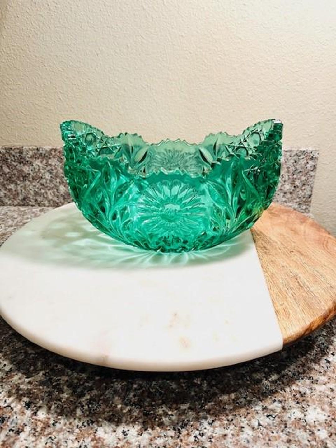Vintage Green Glass Bowl Fruit Bowl Home Decor Bowl Sawtooth Edge ...