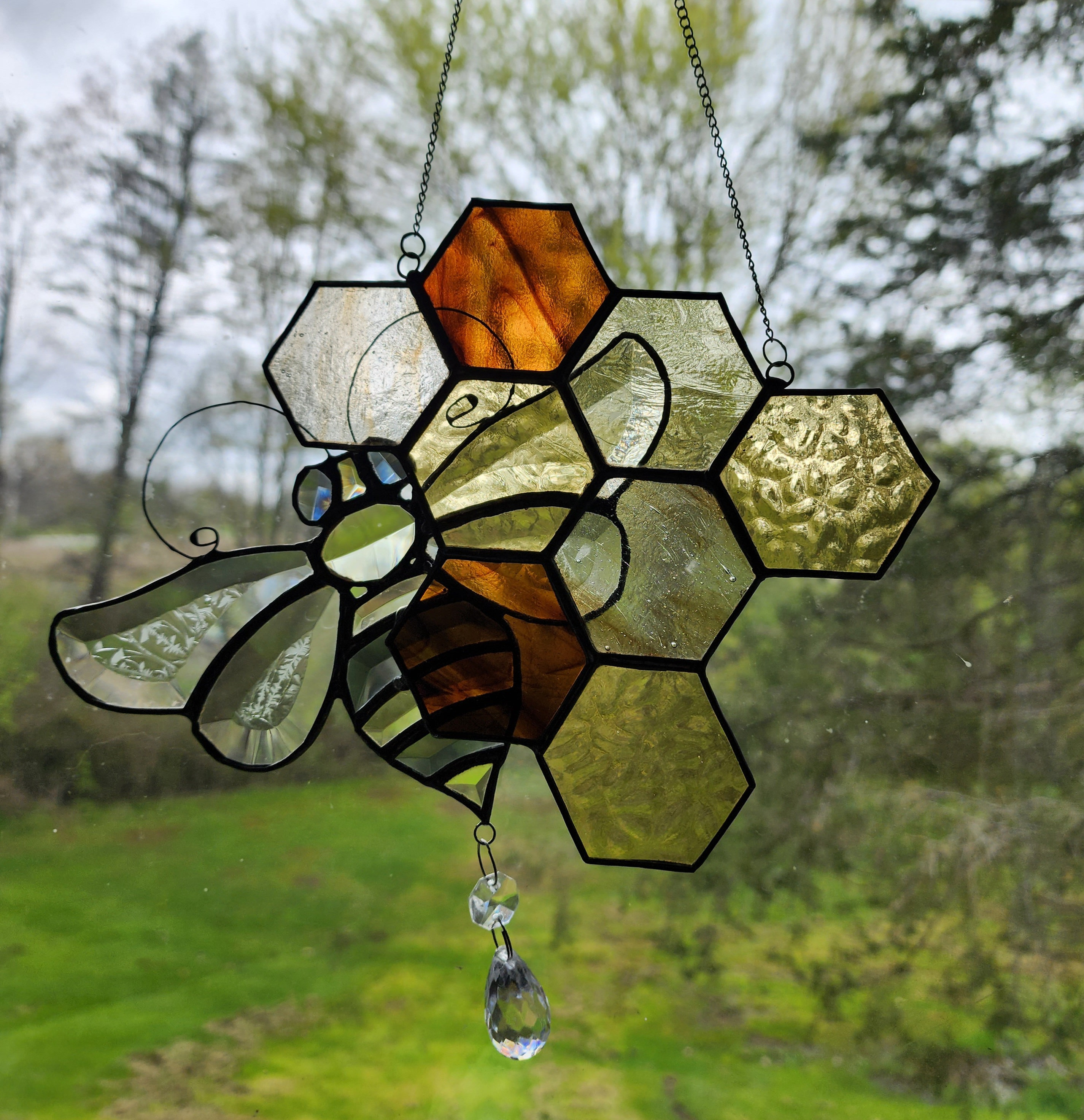 Stained Glass Sun Catcher, Bee Hive With a Beveled Bumble Bee Sitting on Top of Hive. Clear Bee ...