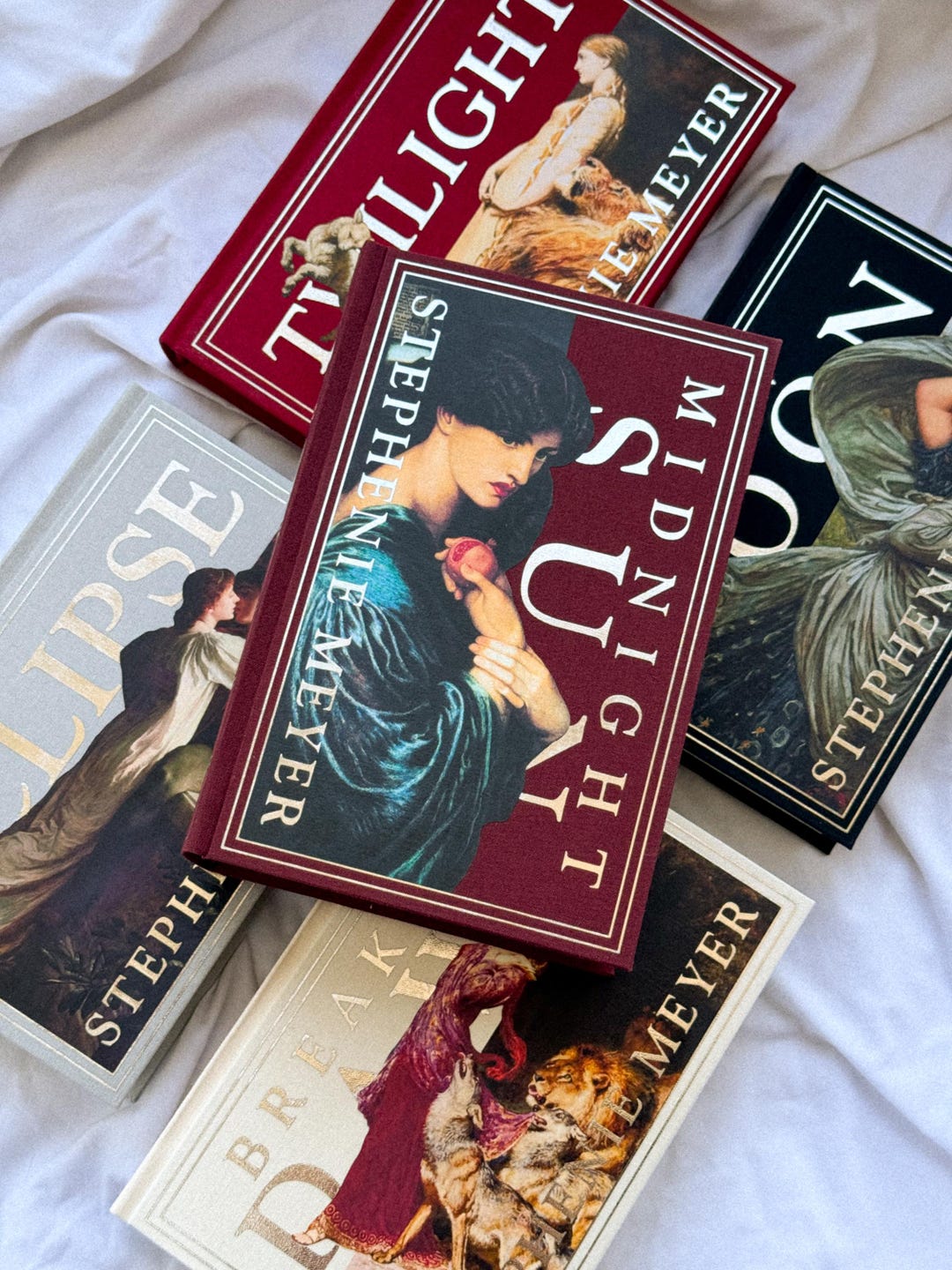 The Twilight Saga by Stephenie Meyer // Rebind - Etsy