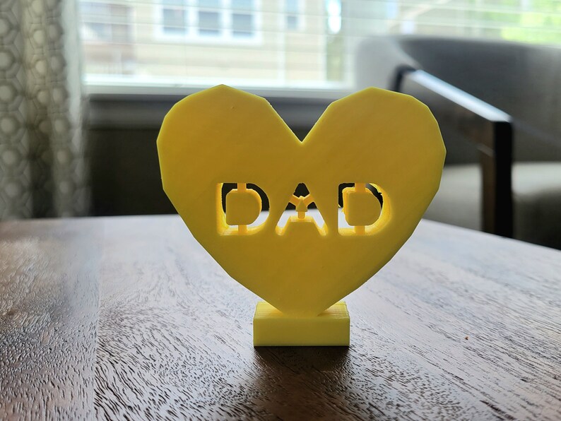 3D Printed Dad Heart, Gifts for Dad, Yellow Heart, Plastic Dad Sign ...