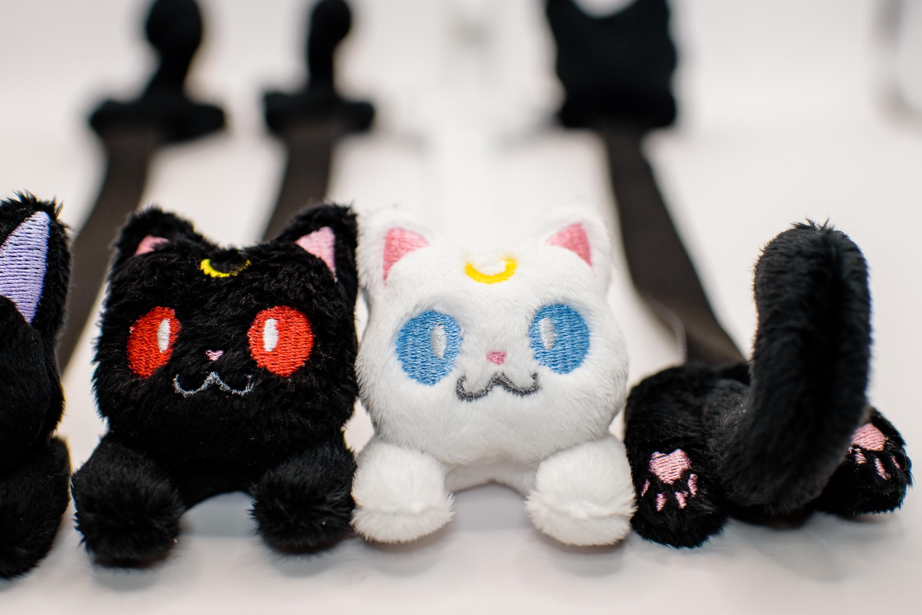 In the Hoop - Digital ITH Plush Pattern | Plush Bookmark Luna Jiji Cat ...