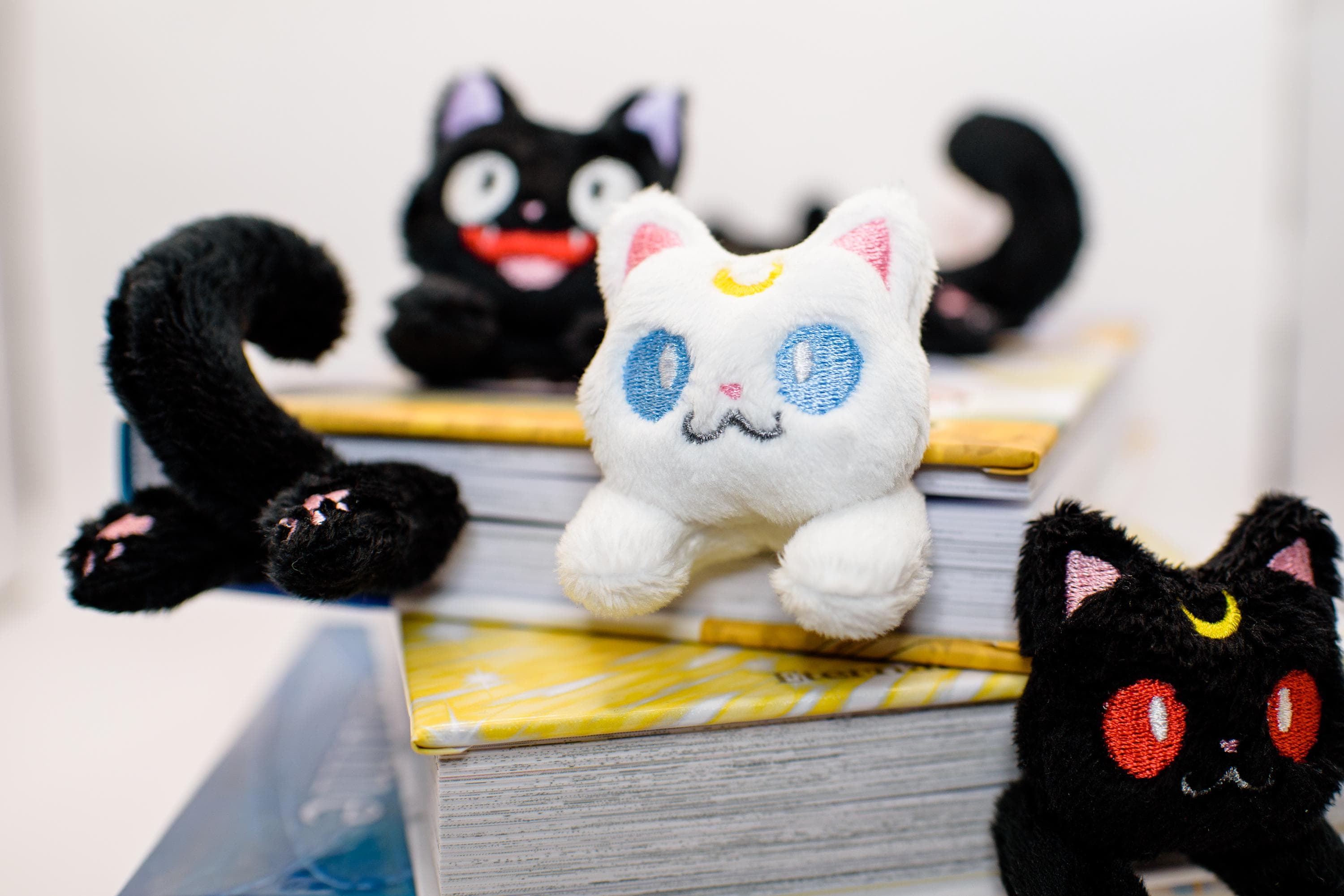 In the Hoop - Digital ITH Plush Pattern | Plush Bookmark Luna Jiji Cat ...