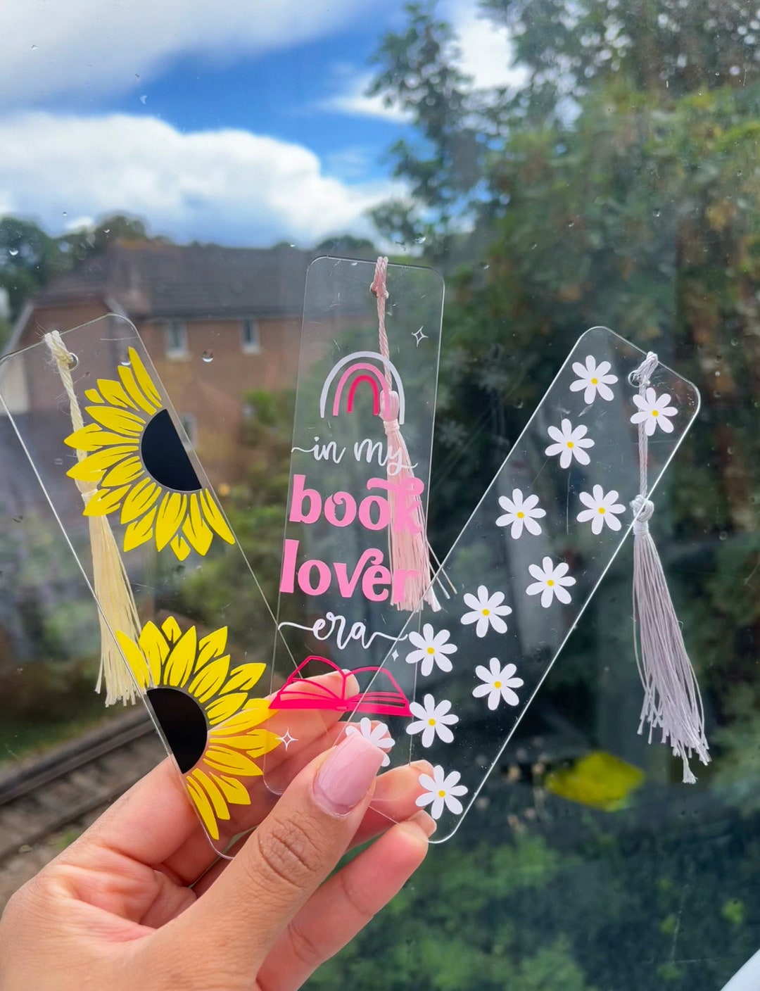 Summer Theme Bookmarked | Daisy |in My Book Lover Era |sunflower ...