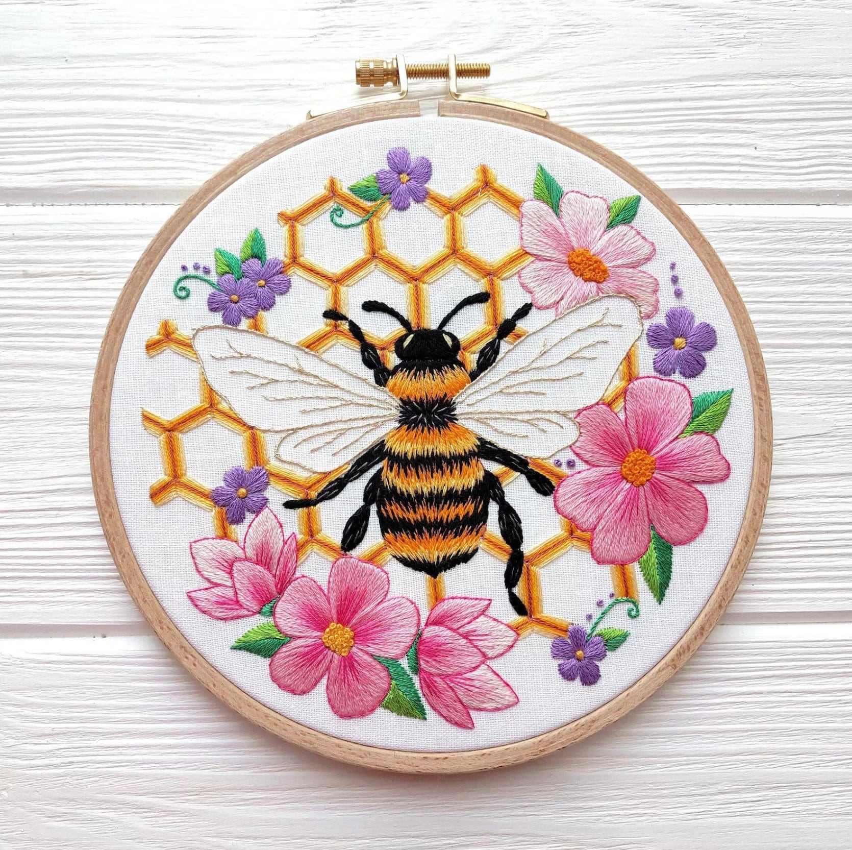 Queen Bee Hand Embroidery Pattern Complete Video Course Digital ...