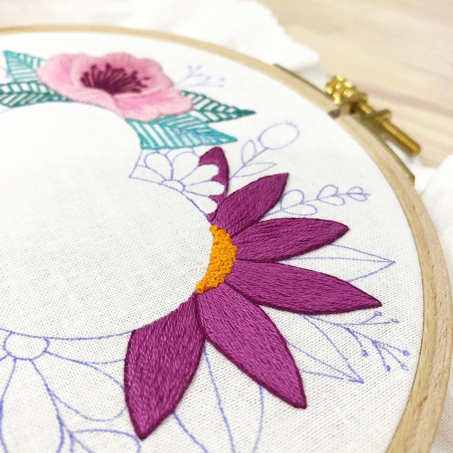 Floral Heart Negative Space Hand Embroidery Pattern | Digital Download ...