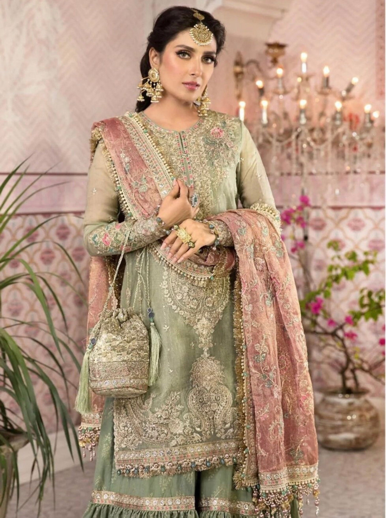 Pakistan Indian Wedding Dresses Designer Collection Mehndi Garara Eid ...
