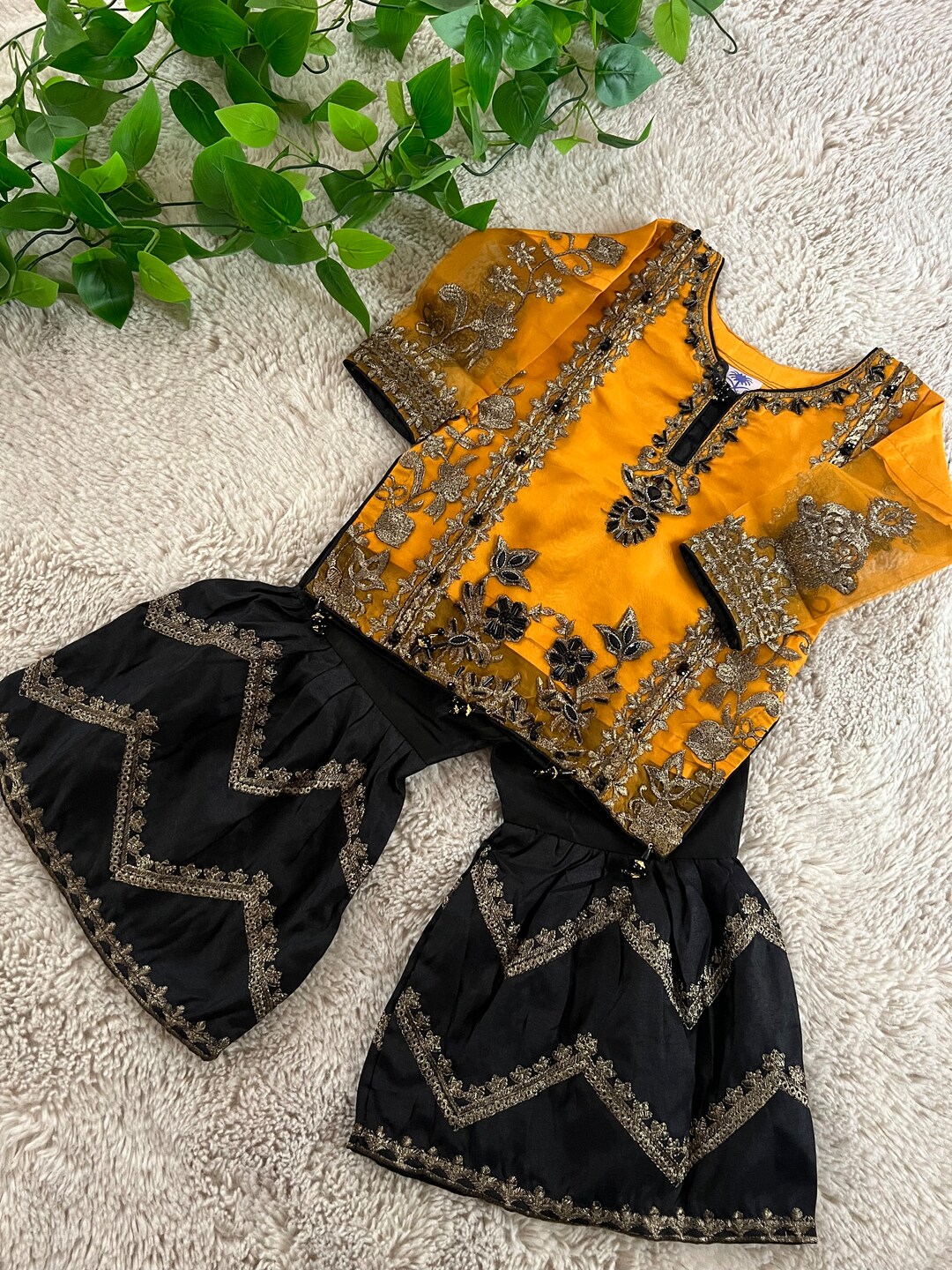 Pakistani Indian Girls Wedding Dresses Kids Eid Suit Garara Set ...