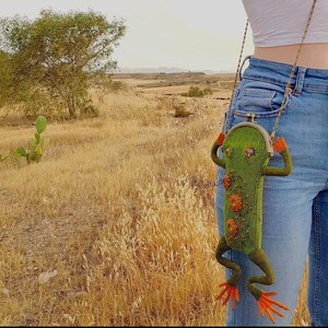 Frog Toad Handmade Beaded Bag, Green Orange Crocheted Amphibians Purse ...