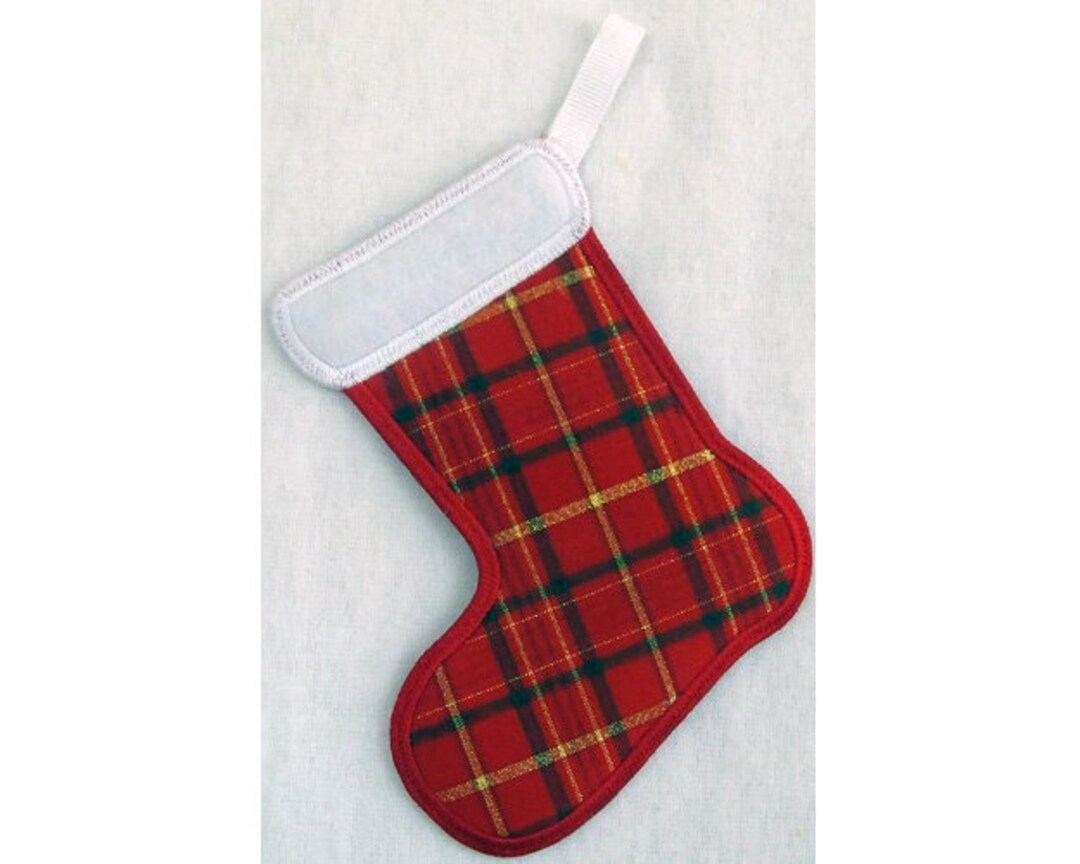 ITH Applique Christmas Stocking Garland - Machine Embroidery Project ...