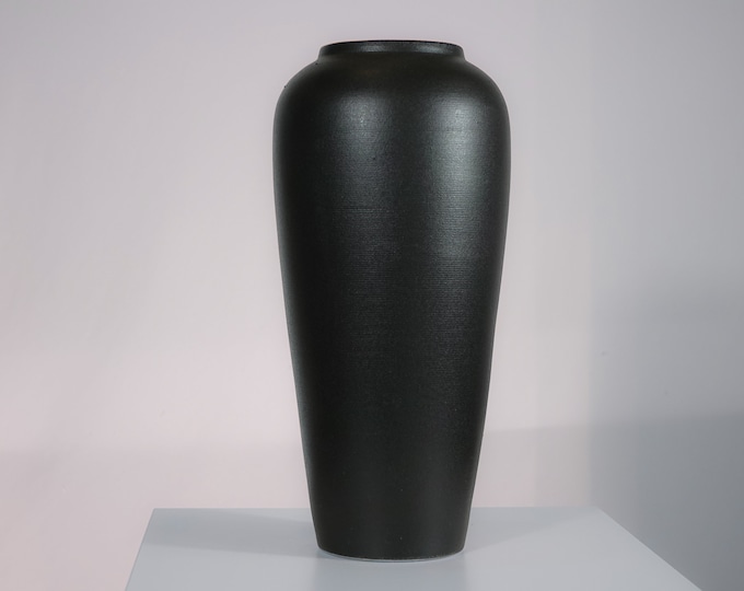 Black Tall Vase, Smooth Vase, Handmade Ceramic Vase, Ina Tall - Etsy