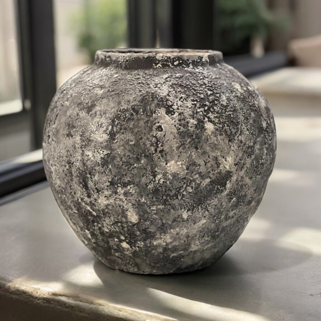 Black and White Texture Distress Aged Vase, Handmade Vase, Ceramic Vase ...